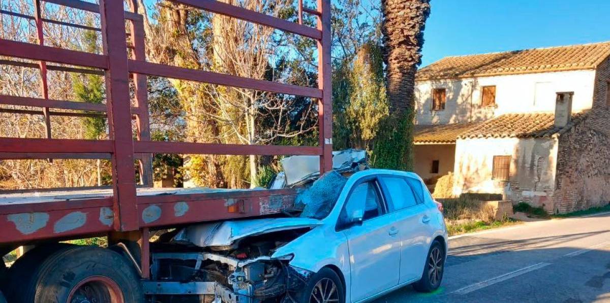 Una Persona Herida En Un Accidente De Tráfico En Tivenys Y Otro 5875