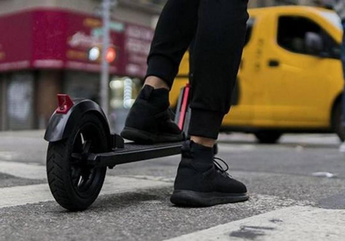 Accidente Entre Turismo Y Patinete Deja A Una Joven De 19 Años Herida 6166